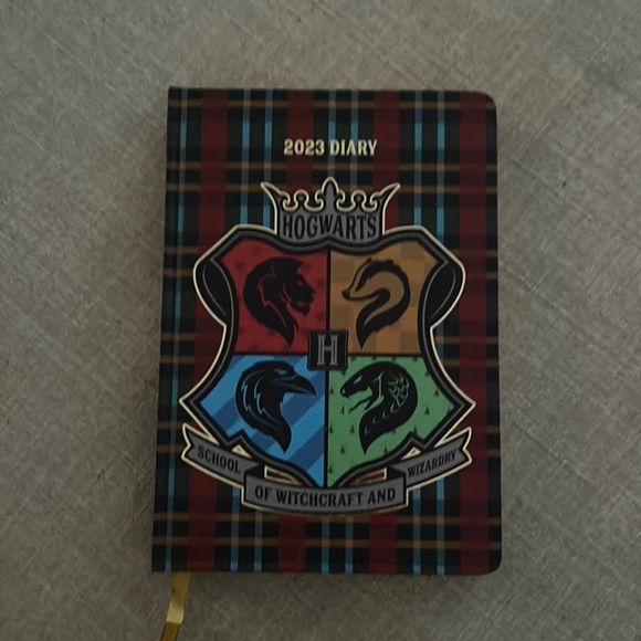 Warner Bros. | Other | Harry Potter Higwarts 223 Diaryschool Of ...